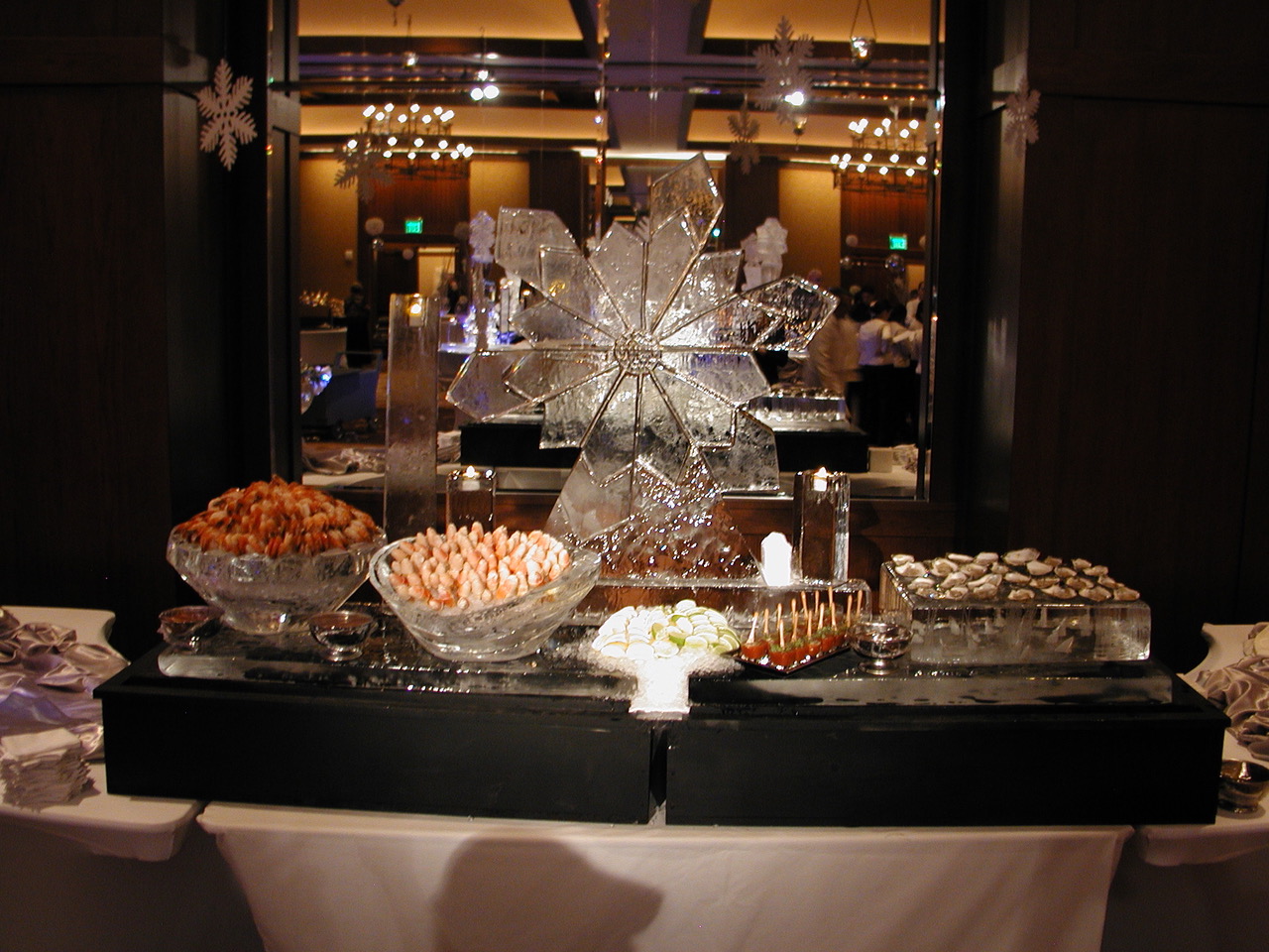 Custom Ice Bars & Ice Food Displays Vail & Aspen Colorado ...
