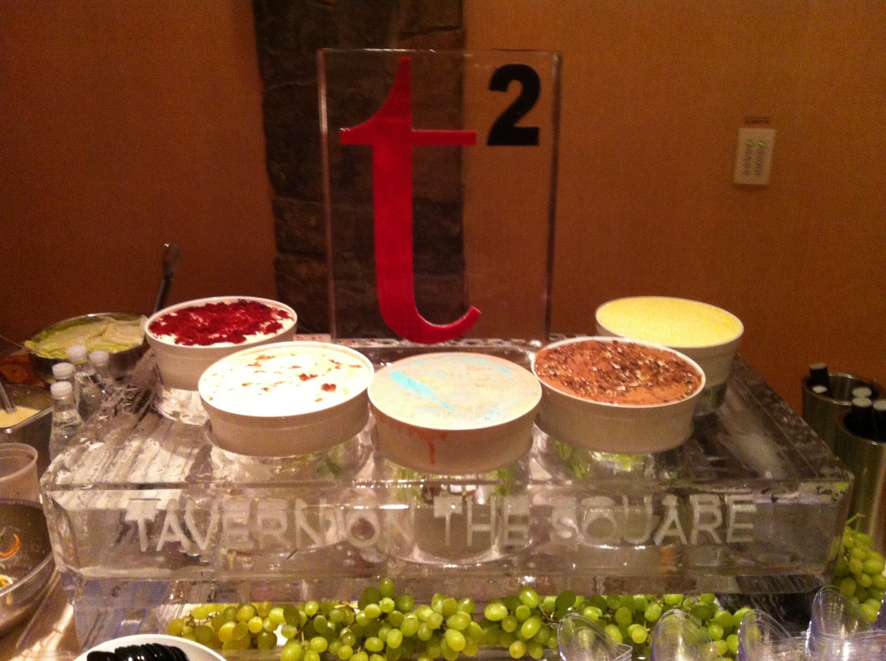 Custom Ice Bars & Ice Food Displays Vail & Aspen Colorado ...
